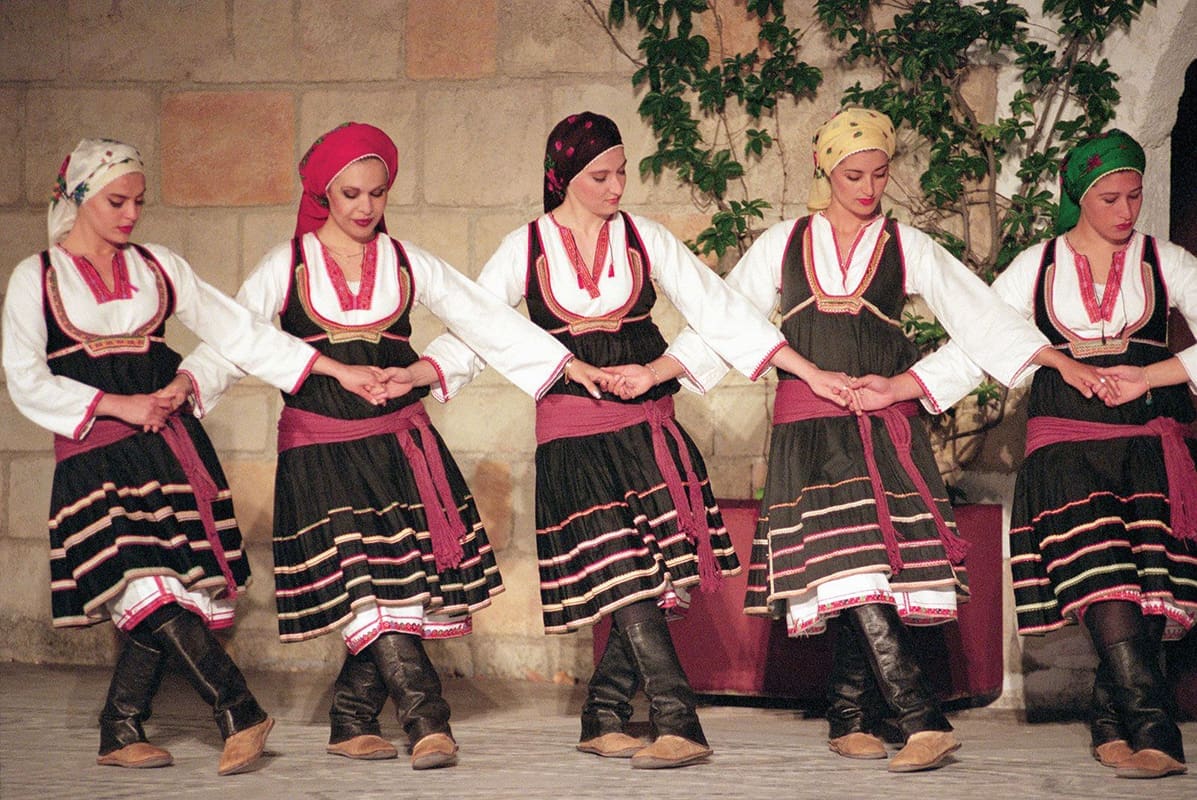 Master the Art of Greek Folk Dance: A 2026 Guide to Tradition, Kefi and ...